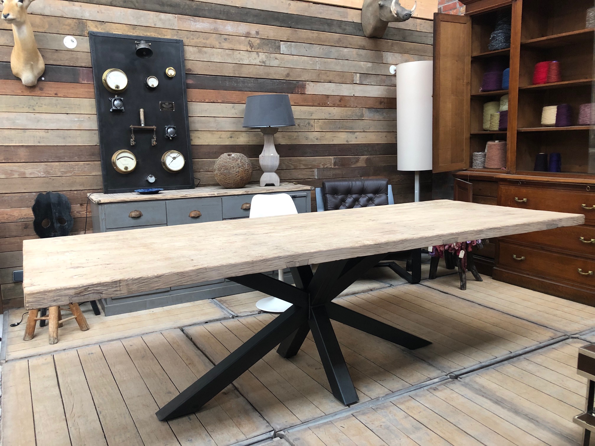 Table design plateau ancien en orme - Nord Factory