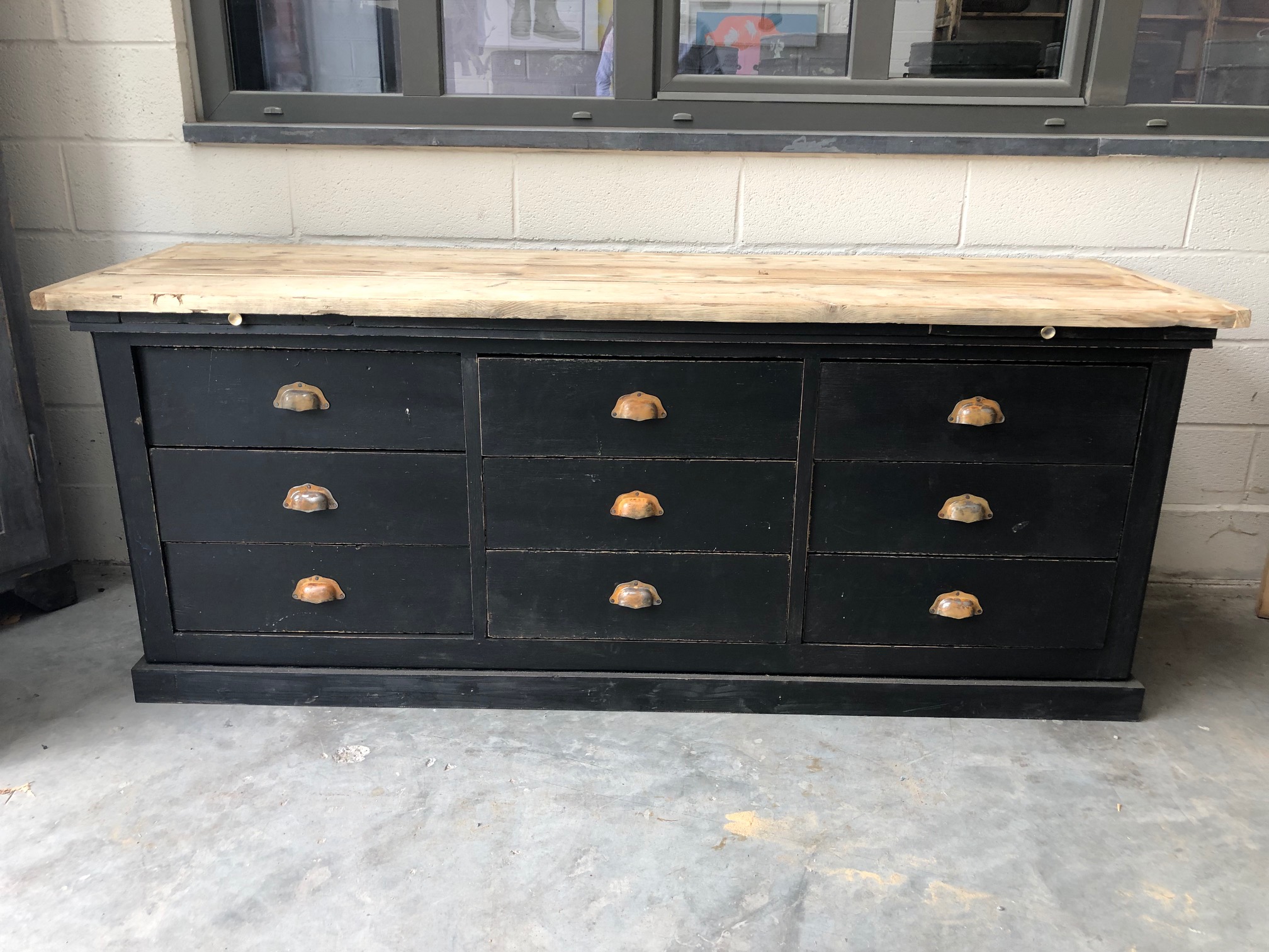 Ancien meuble d'atelier - Nord Factory