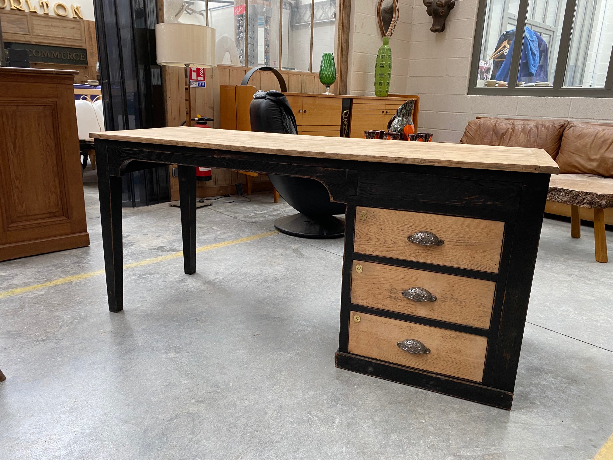 Ancien bureau en Chêne - Nord Factory