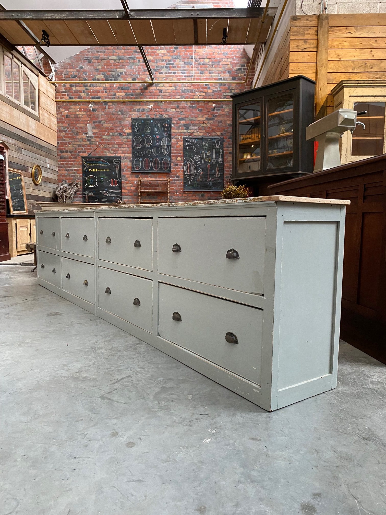 Immense meuble d'atelier - Nord Factory